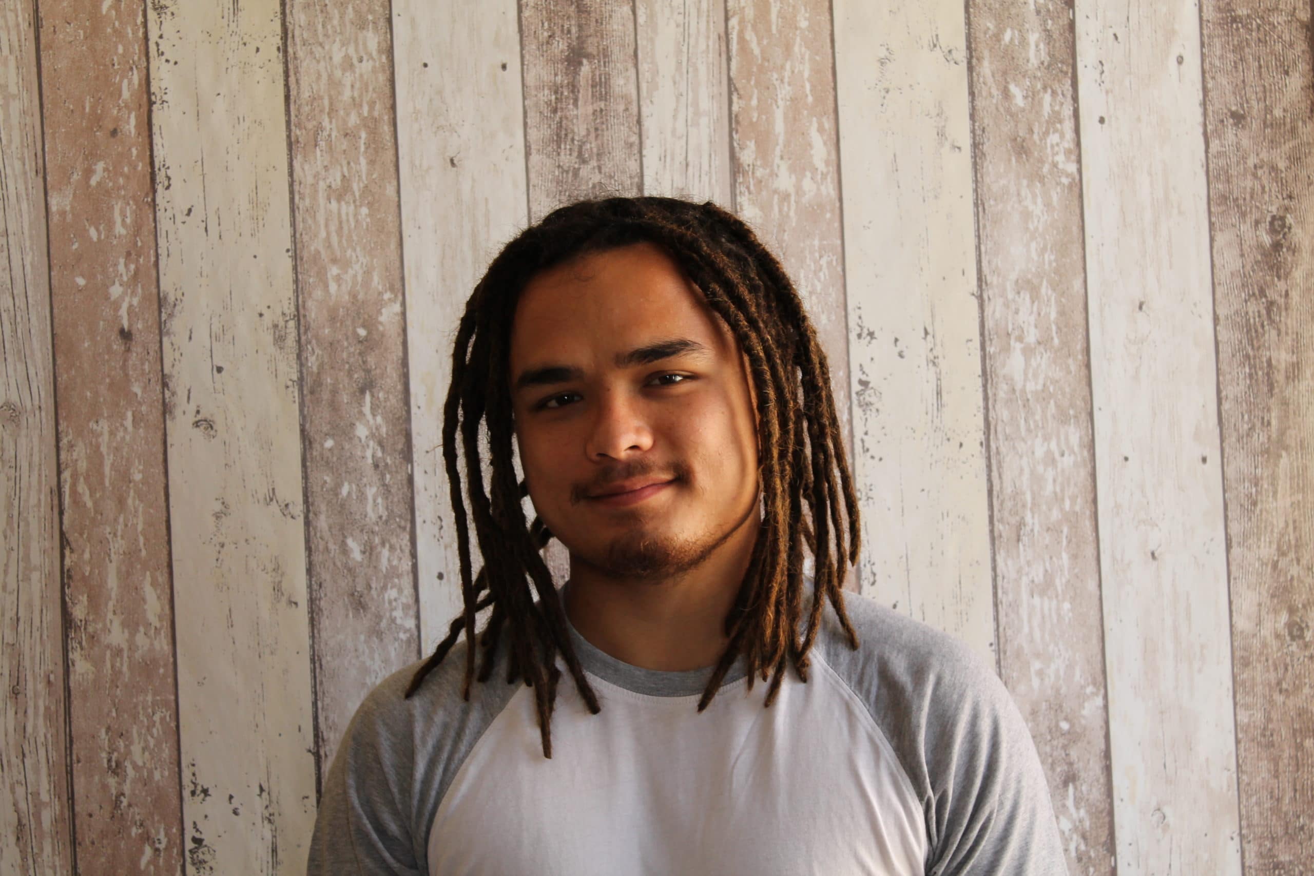 Locks avec extensions naturelles - Tommy - Dreads Expert